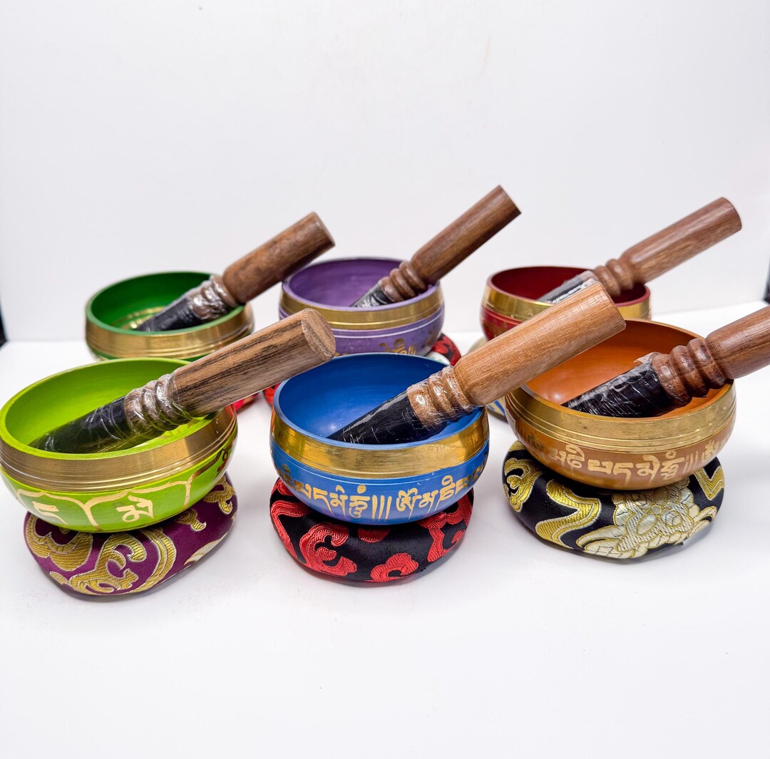Handmade Singing Bowls With Cushion and Stick Meditation Sound Bowls ...