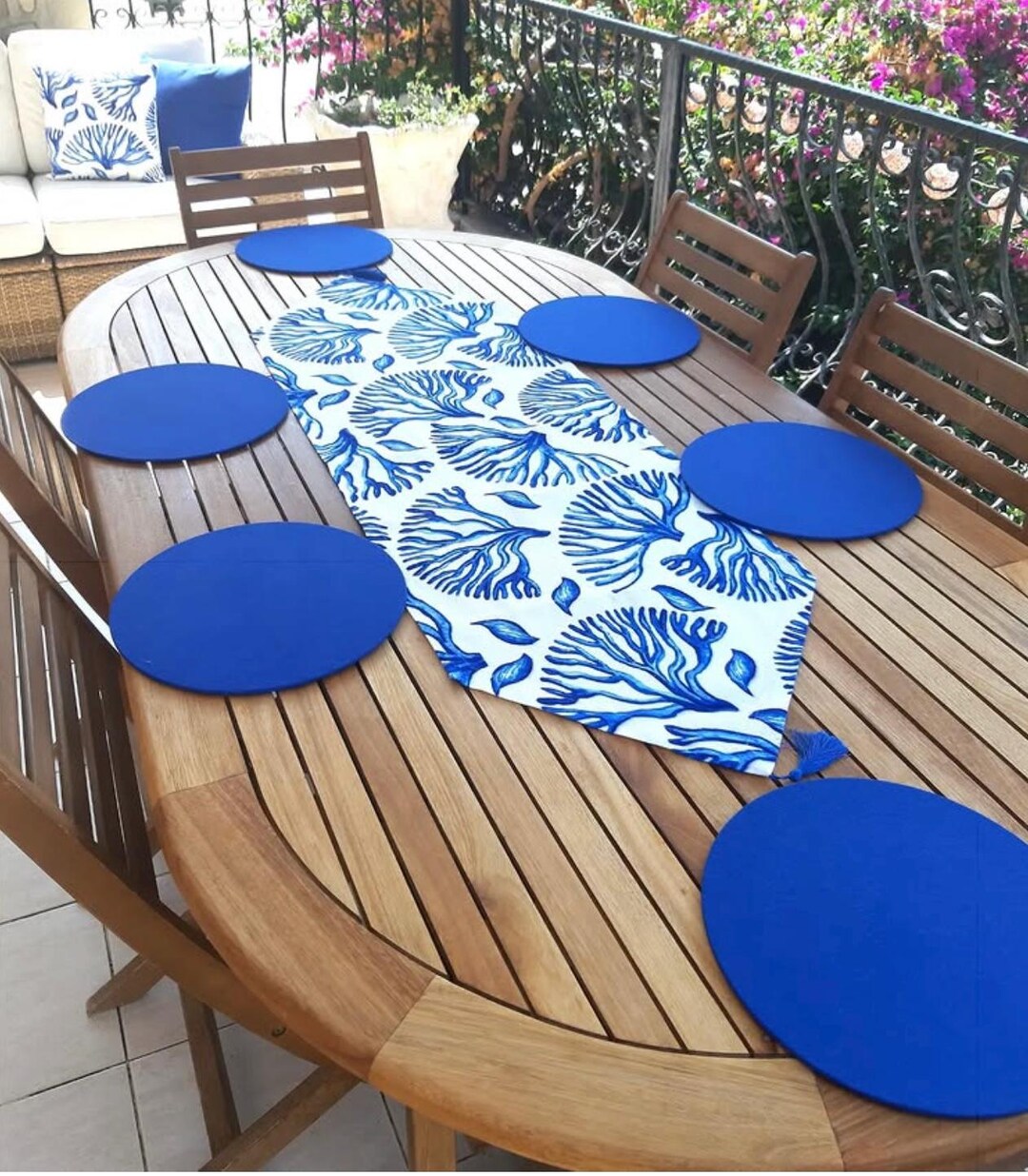Nautical Triangle Table Runner With Tassels – White & Blue Coral ...