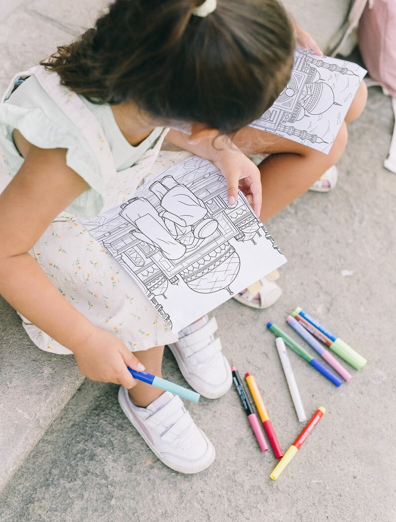 2 Islamic Coloring Pages for Kids - Mosque Visit and Family Time ...