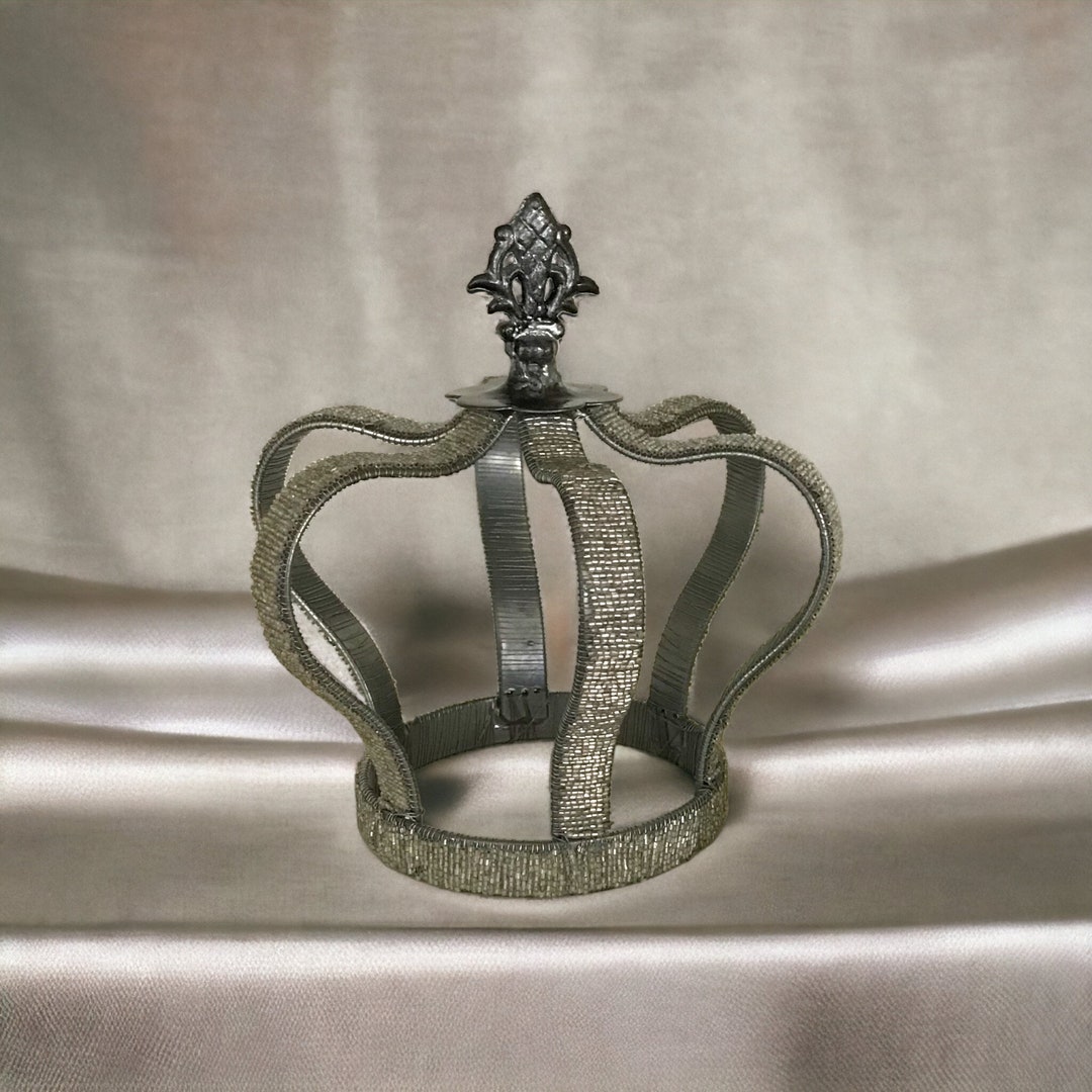Hand-beaded Metallic Crown Table Sculpture Ornament - Regal Elegance ...