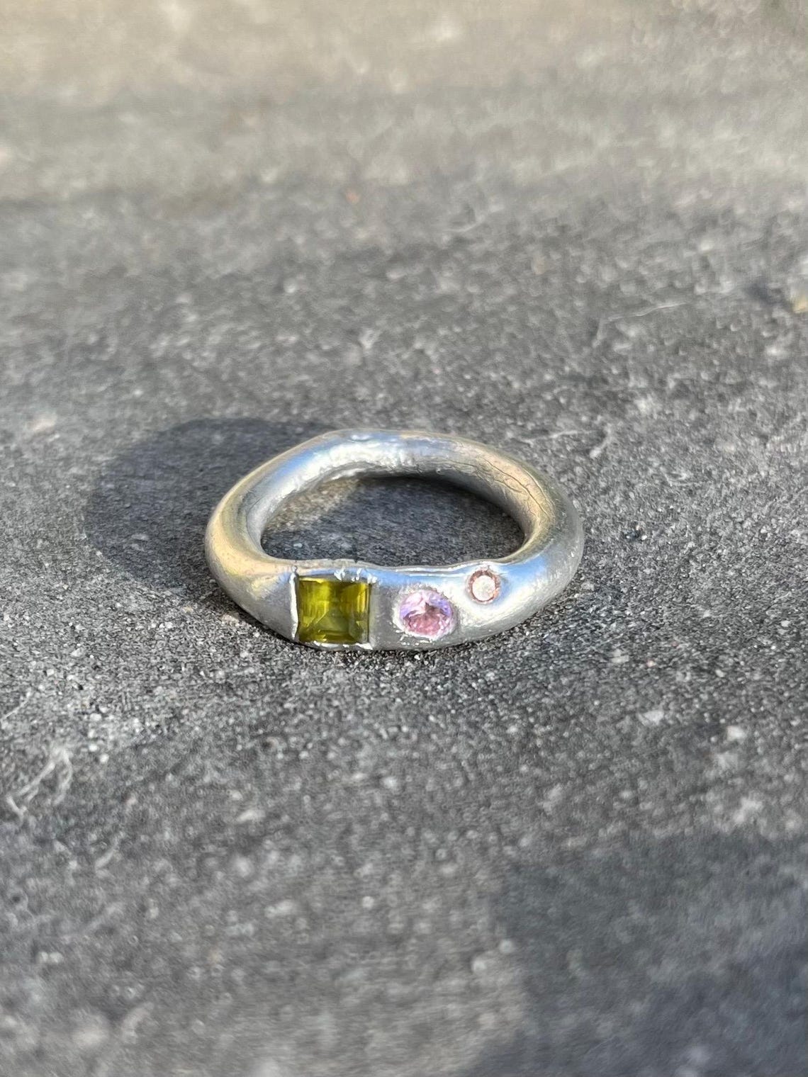 Silver Ring Set With Peridot | Organic Ring | Molten Ring | Scatter ...