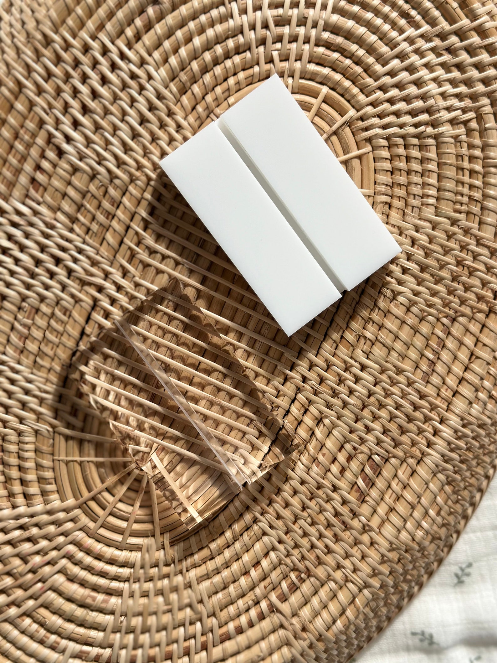 White Acrylic Sign Holder Clear Stand Party Sign Holder Wedding Sign ...