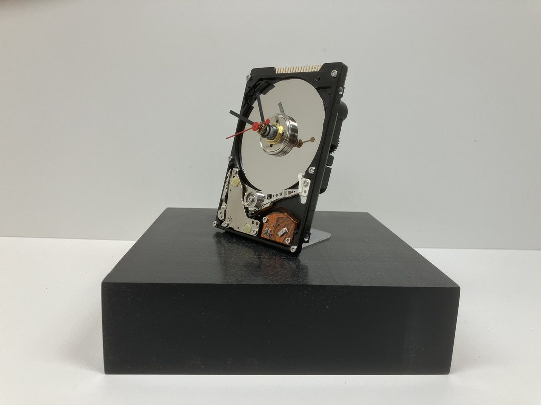 Small Desk Clock , Laptop Drive Clock , Handmade , Engineer , IT , Tech ...