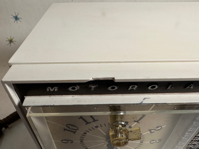Vintage Motorola BC9BH - AM/FM - MCM - Restored With Panelescent Clock ...