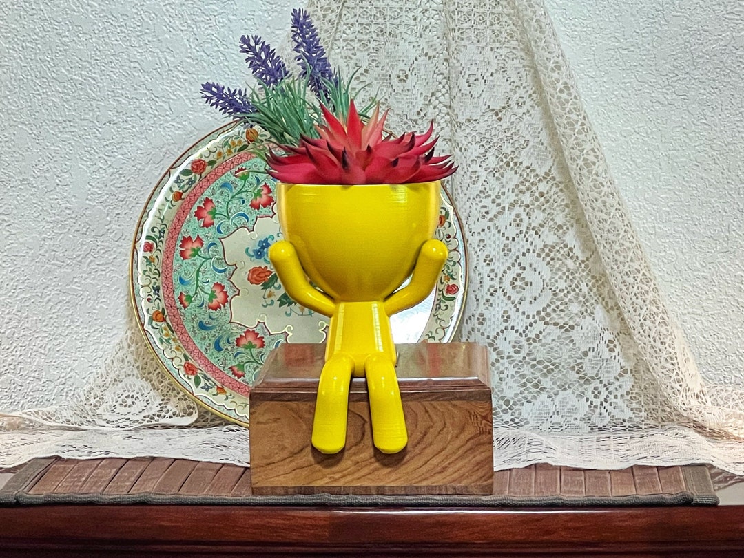 Groovy Little People Robert Planters. Cheering - Etsy
