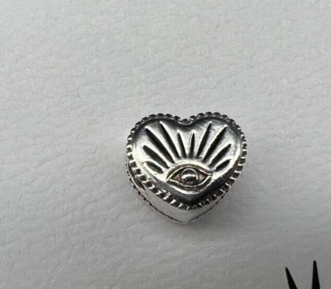 Authentic Pandora All-seeing Eye & Heart Charm 799179C00 Lucky ...