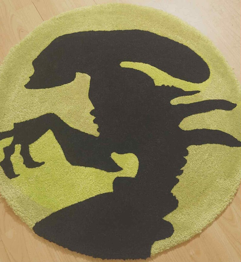 Alien Xenomorph Handmade Rug - Etsy