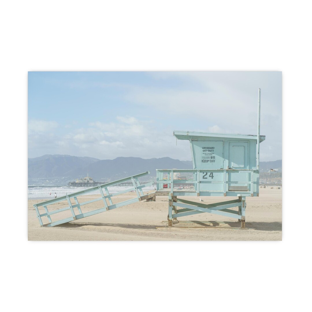 Santa Monica Lifeguard Tower Print Coastal Beach Decor, 24x16 ...