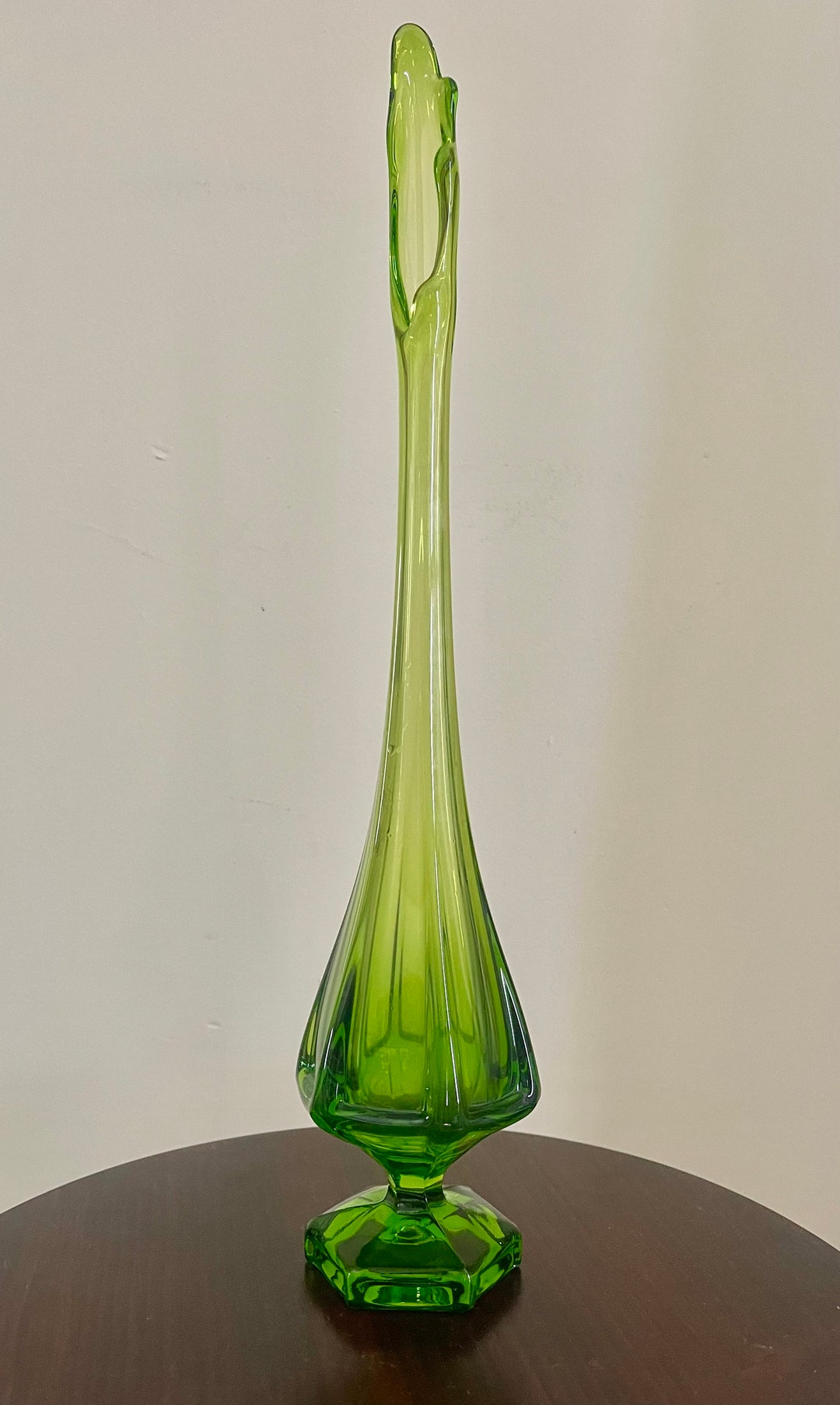 Viking Glass Vase „epic“ Footed and Ribbed Swung Glass Vase - Etsy