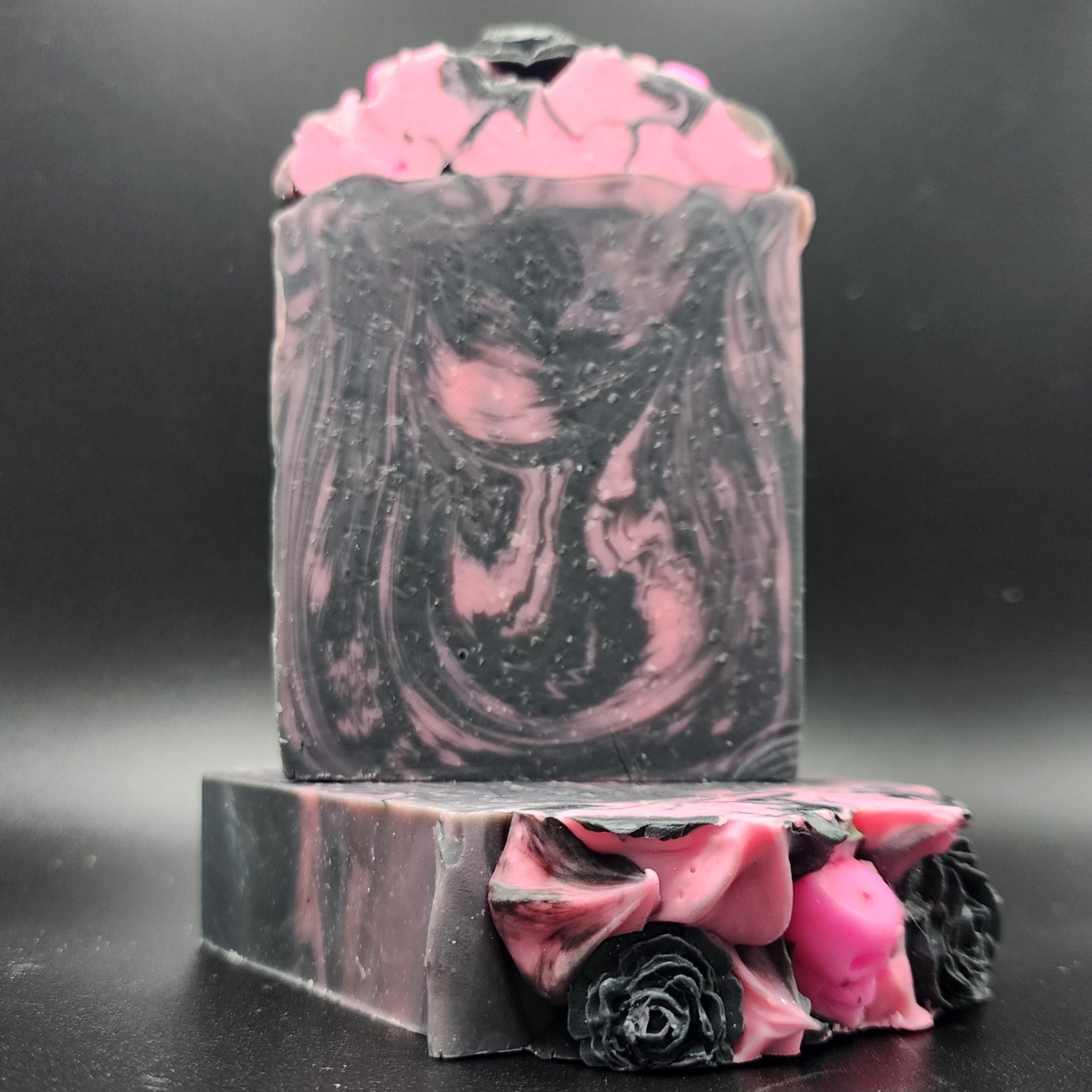 Pastel Goth Valentine's Day Spa Gift Box Skull Rose, Heather and Thyme ...