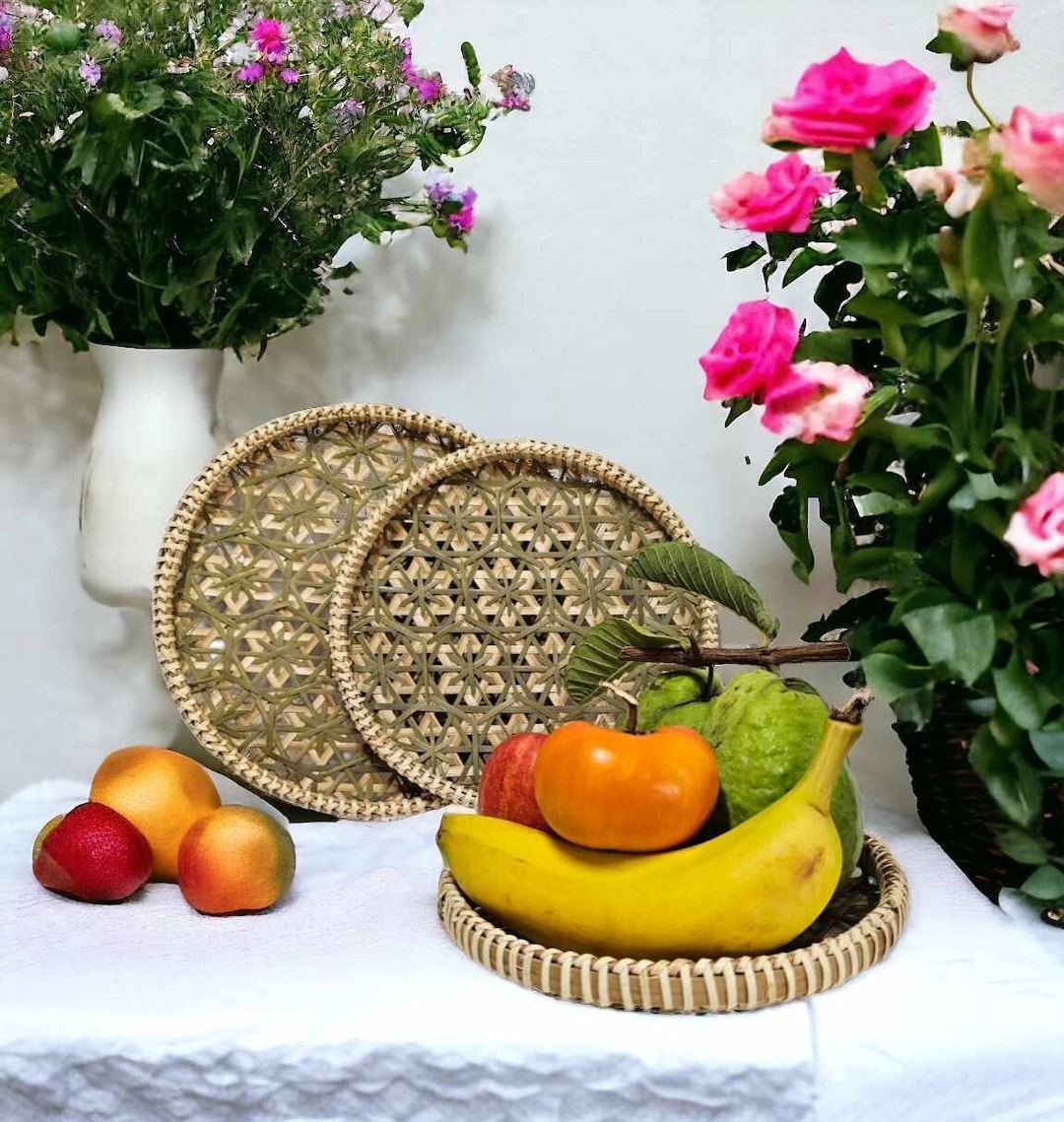 Set of 3 Natural Hand-woven Trays With Geometric Pattern Heat and Spill ...