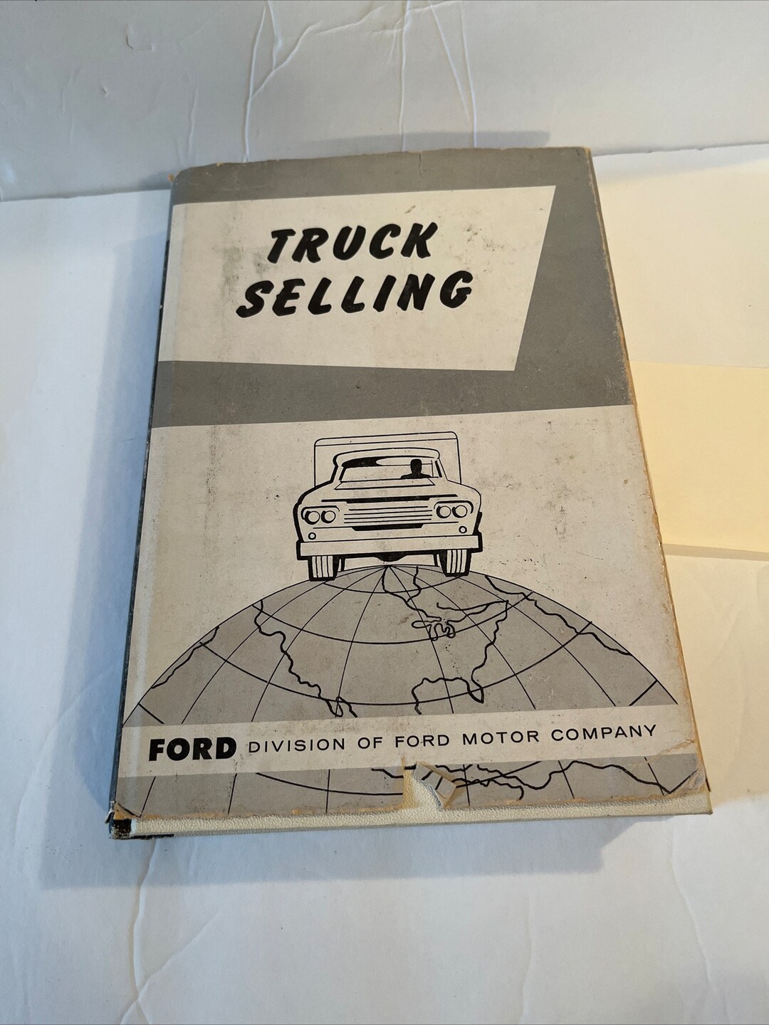 1958 Ford Dealer Hardback Book Truck Selling Salesmen's Guide ...
