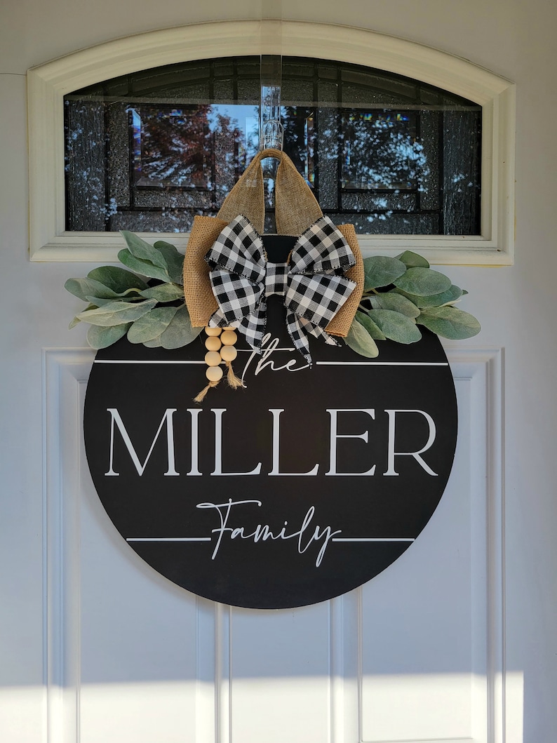 18" Wood Round Door Hangers - Etsy