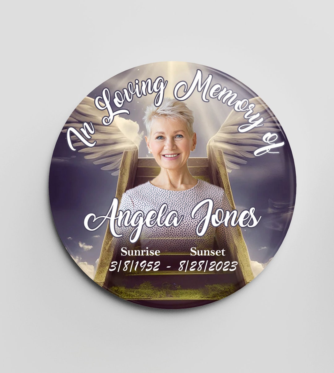 Buttons/pinback Buttons: Memorial, Campaign, Graduation, Birthday ...