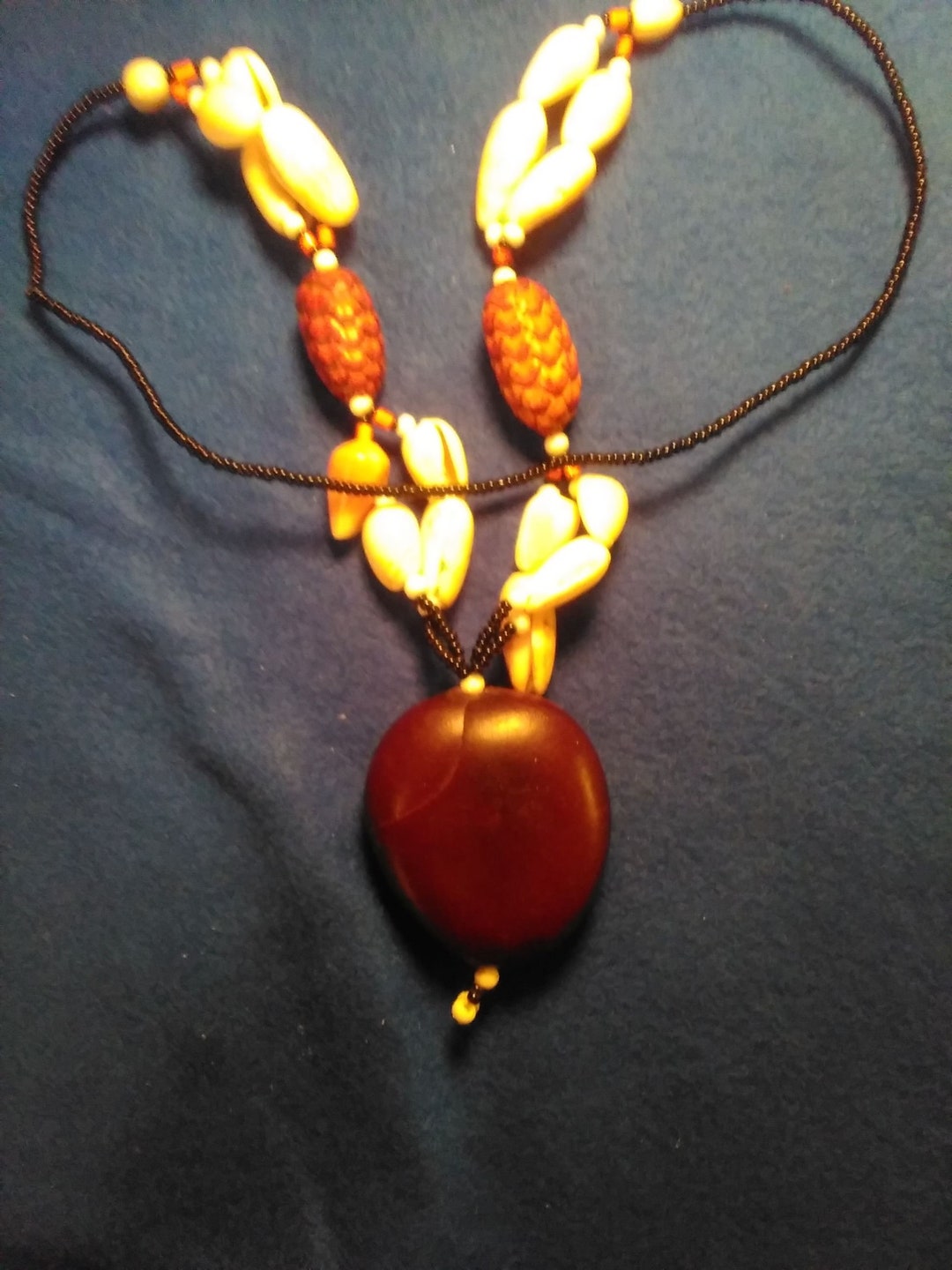 Vintage 12 Inch Puka Sea Shell Carved Nuts Beaded Indian Style Pendant ...