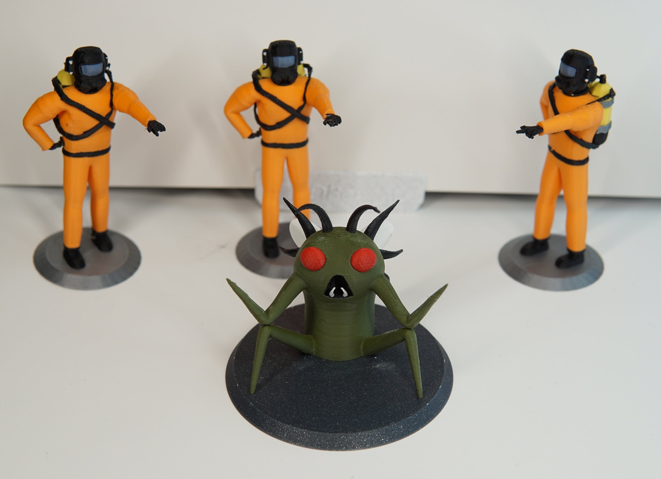 Lethal Company Dude Pointing 3D Figure - Etsy