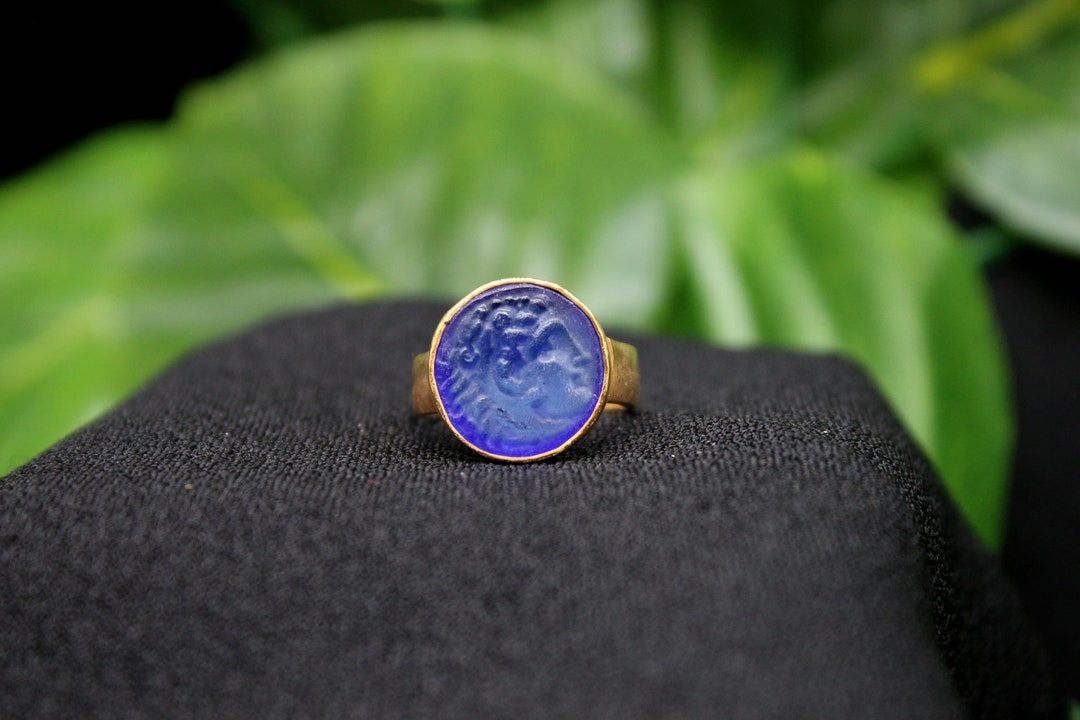 The Timeless Beauty of the Hercules Blue Venetian Glass Intaglio Silver ...
