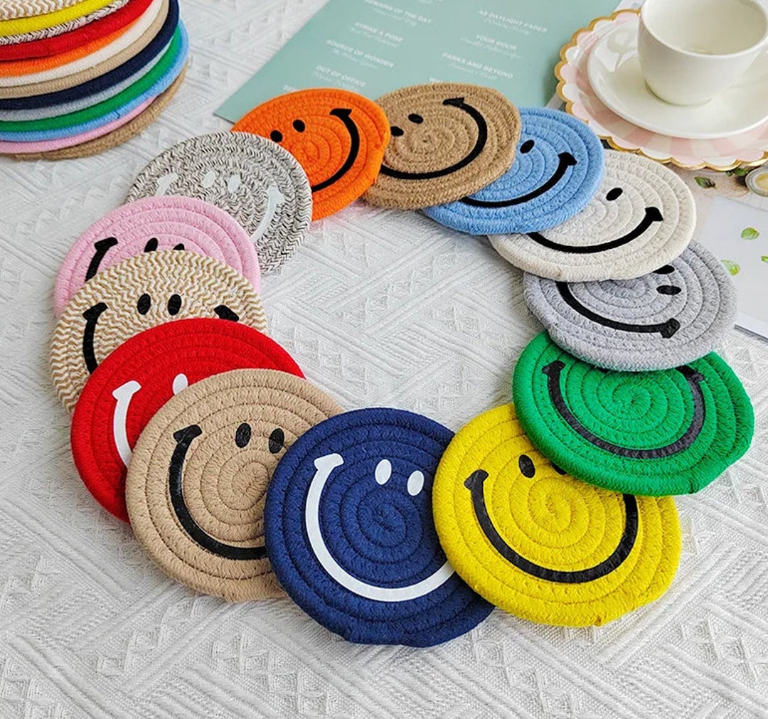 Smiling Face Round Mat Woven Ramie Placemats Anti Slip Dining Table ...