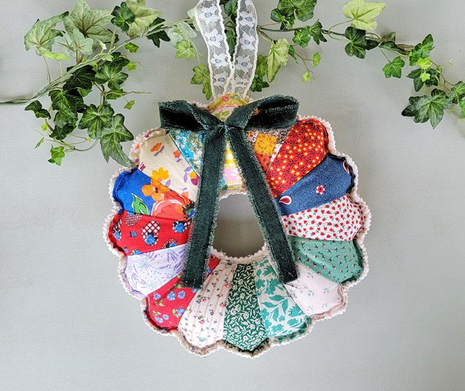 Vintage Christmas Wreath Christmas Quilted Wreath Stuffed Vintage ...