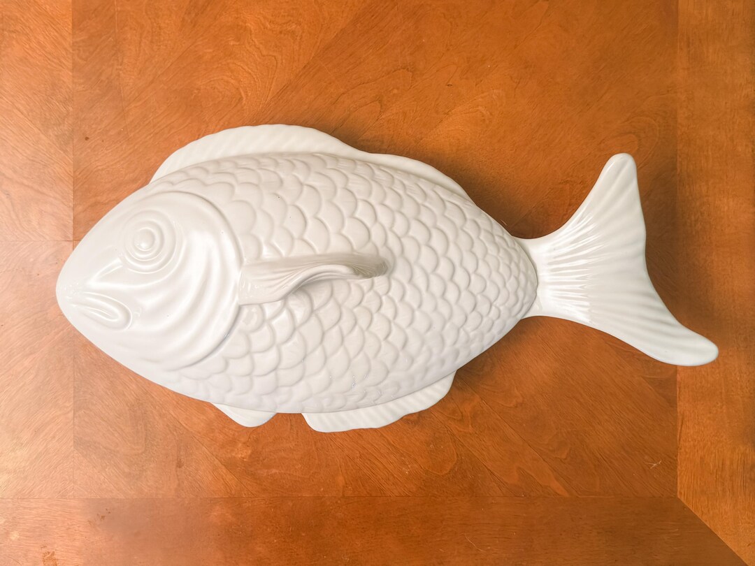 Vintage California Pottery Fish Casserole Dish: Large Covered Serving ...