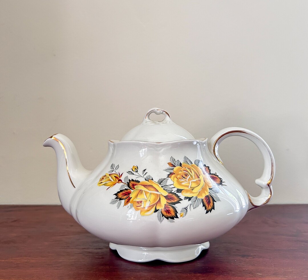 Vintage Ellgreave Ironstone Teapot • Made in England • Six Cup • Yellow ...