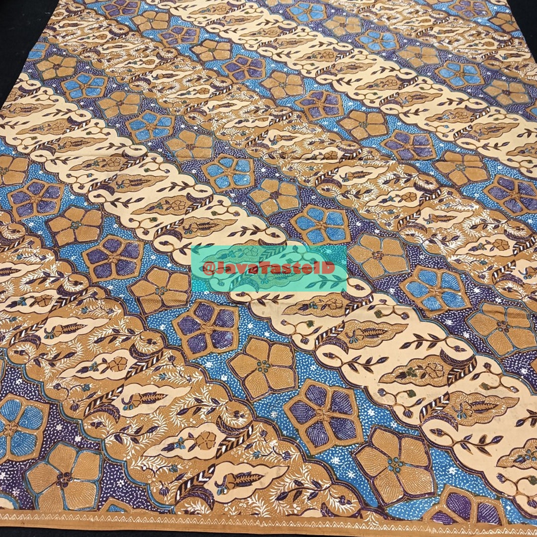 Parang Bunga Tulis Batik Cloth: Sublime Traditional Elegance - Etsy