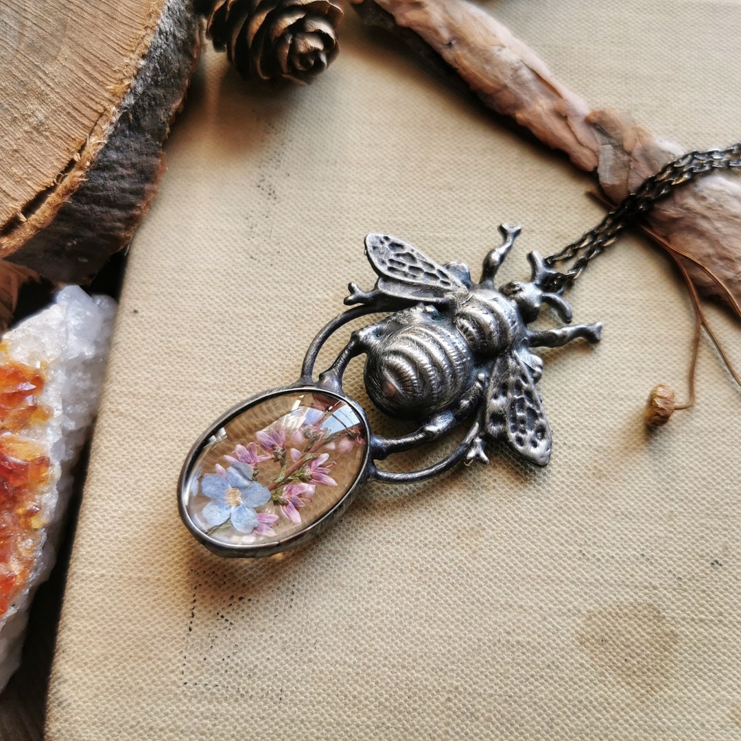 Cottagecore Necklace, Honey Bee Jewelry, Pressed Flower, Nature ...