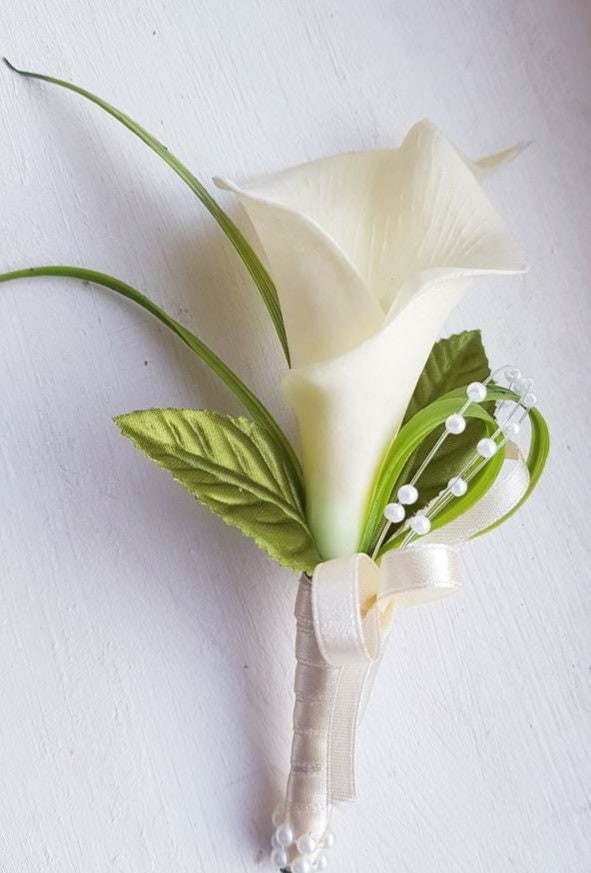 Calla Lily Buttonhole With Pearls - Etsy UK