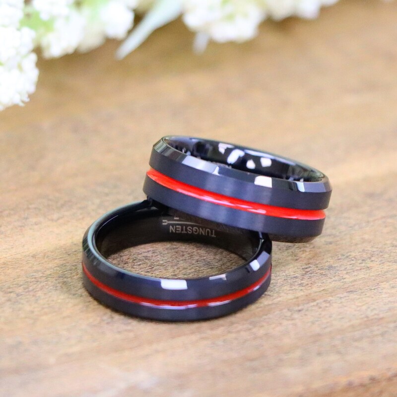 Black and Red Ring - Etsy