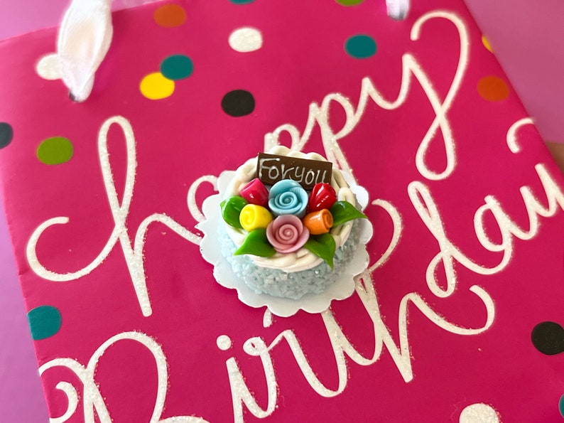 Miniature Round Cakes 1:12 Scale – Dollhouse Bakery Birthday ...