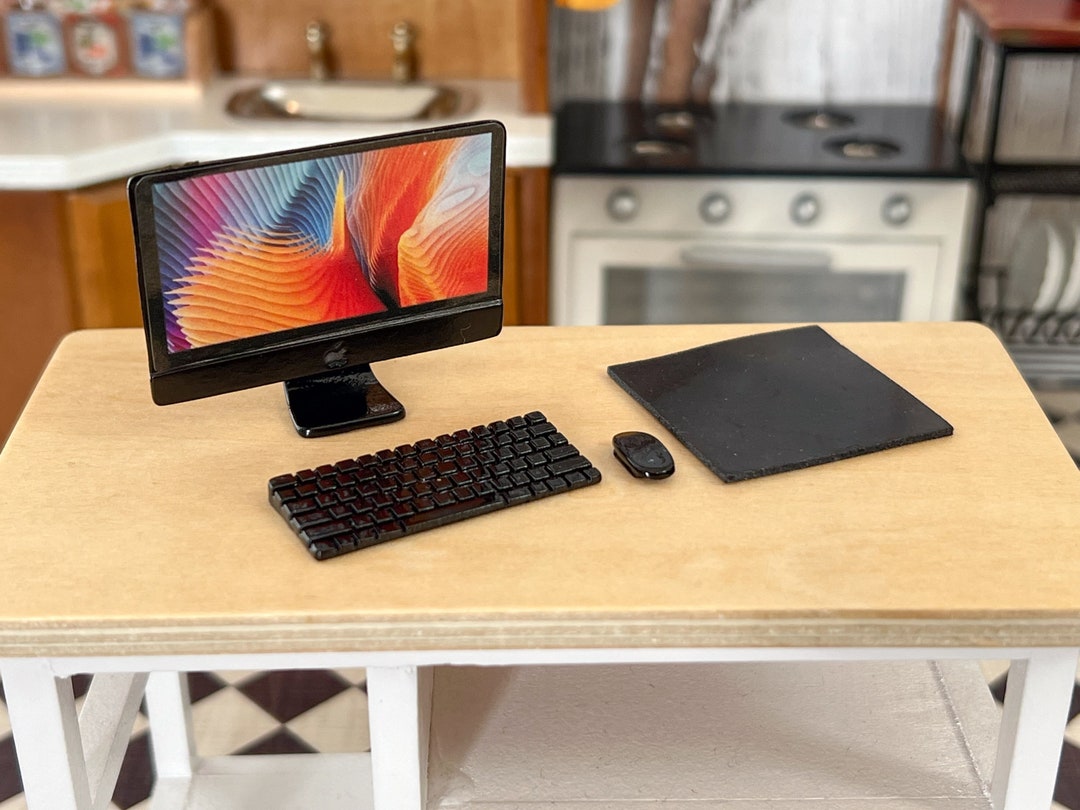 Dollhouse Miniature Desktop Imac Computer Set – 1:12 Scale Dollhouse ...