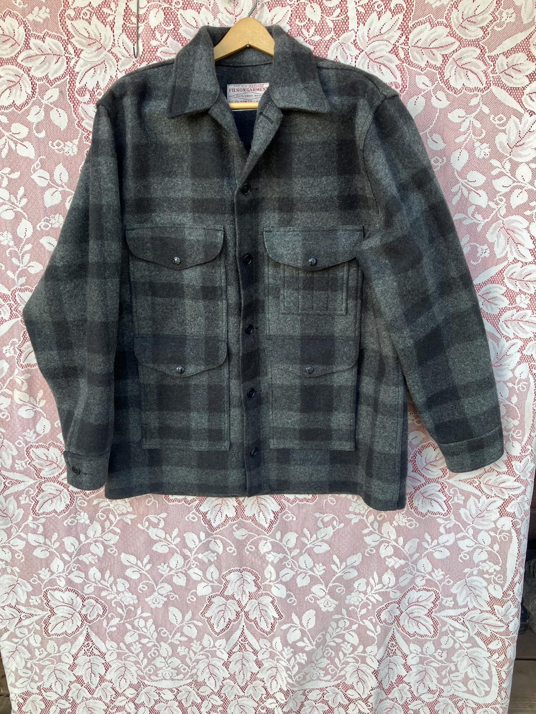 90s Folsom Mackinaw Cruiser Black and Gray Plaid Size Chest 49, Arm 27 ...