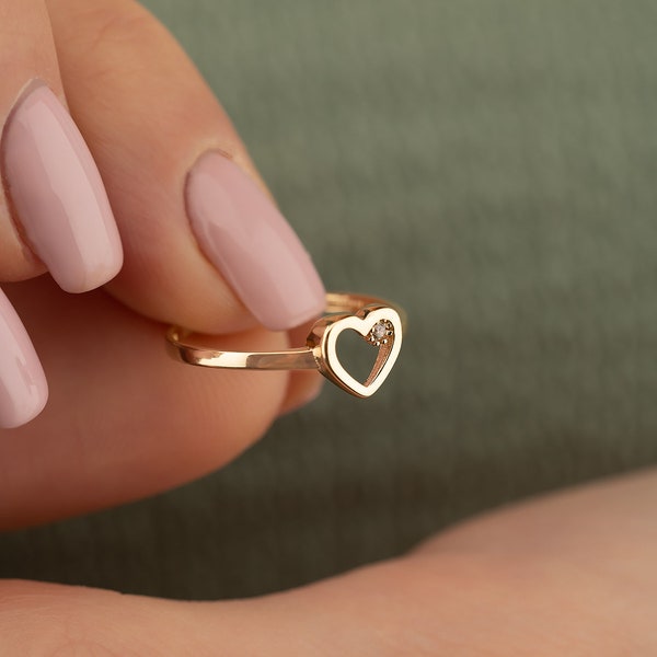 Gold Heart Ring - Etsy