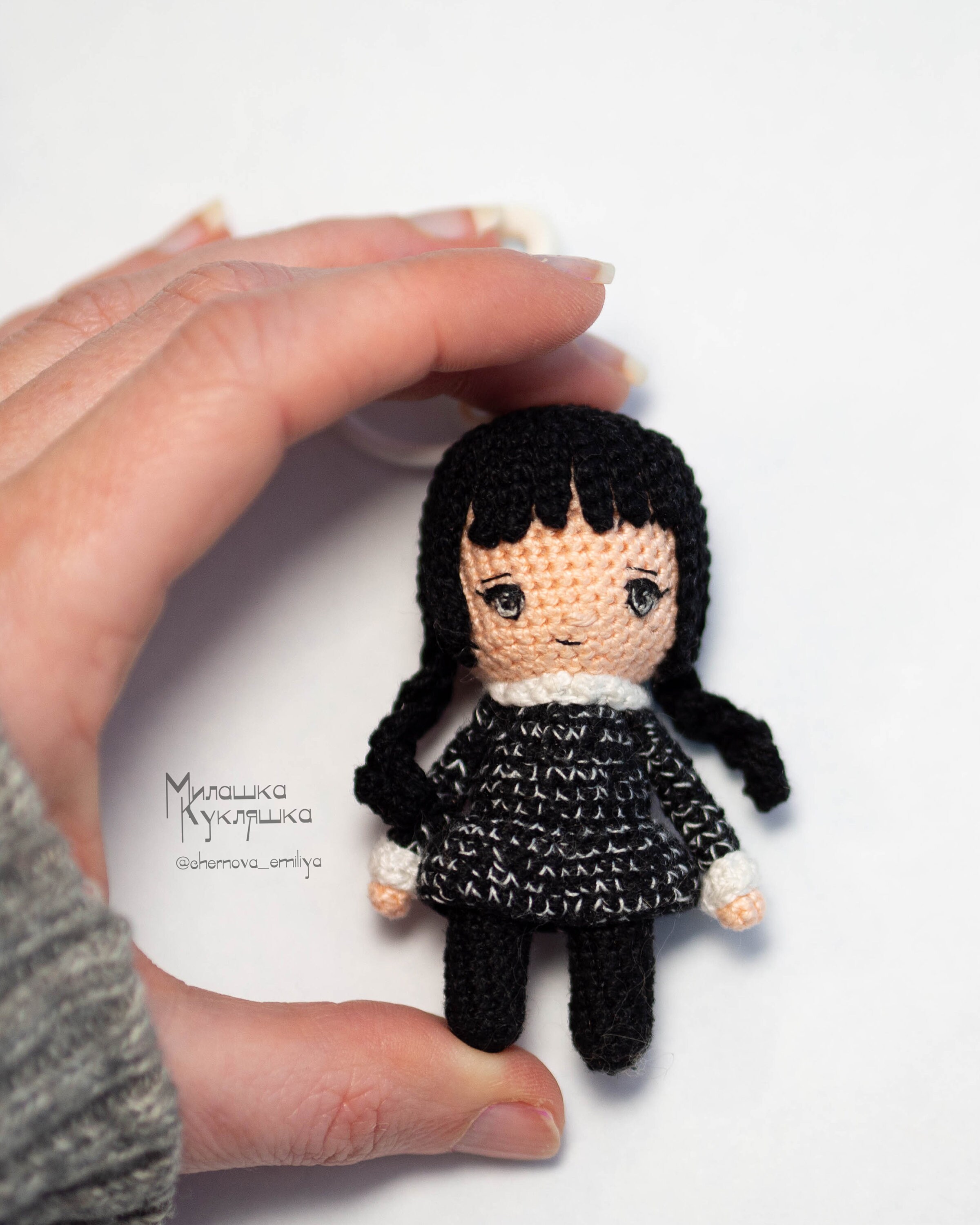 Wednesday Addams Crochet Doll Pattern: Amigurumi Keychain (PDF Pattern ...