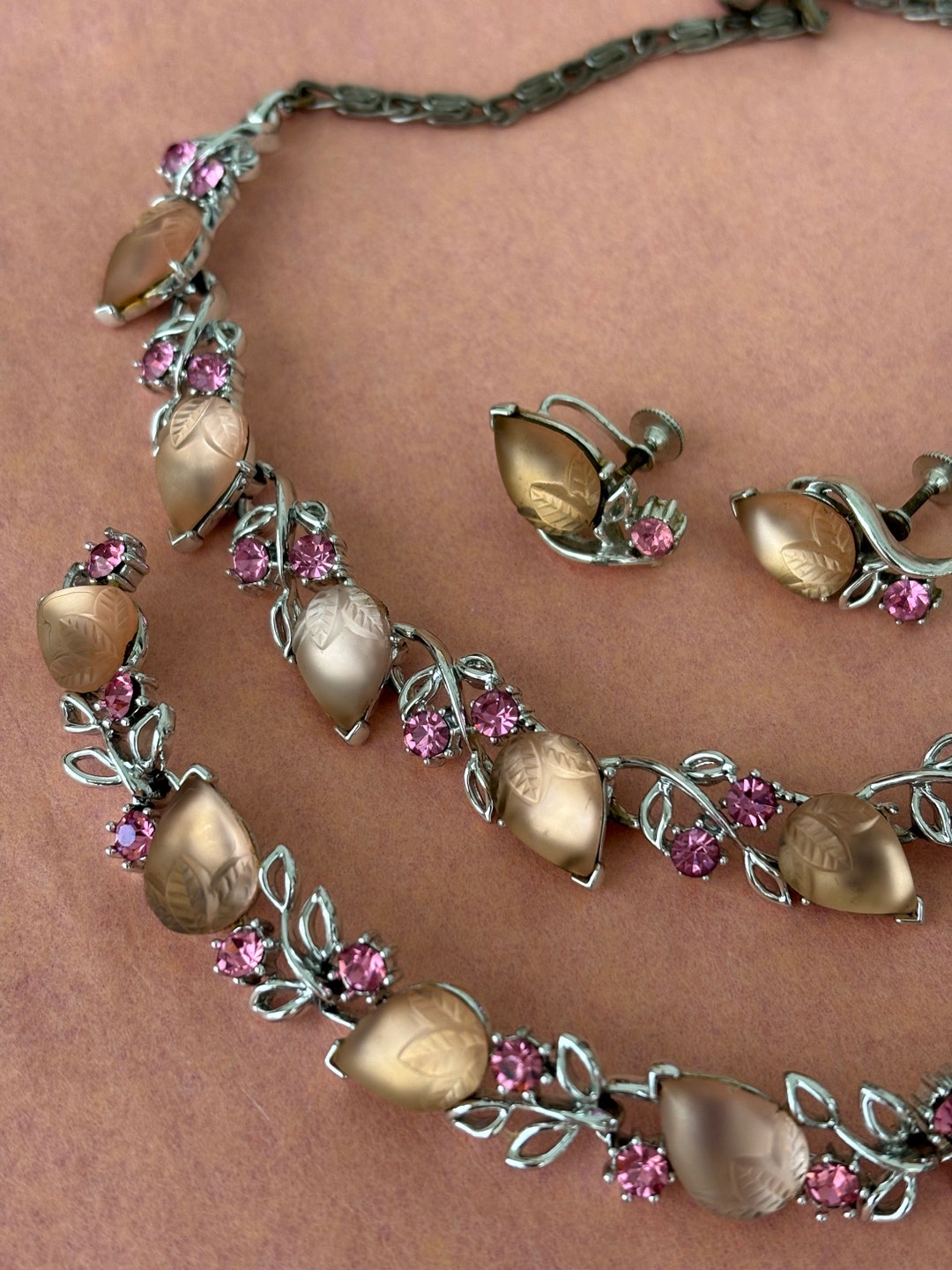 Lisner Pale Pink Frosted Berry and Deep Pink Rhinestone Necklace ...