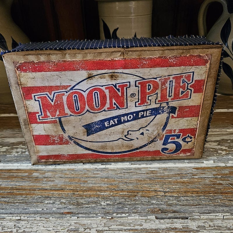 Primitive Moon - Etsy