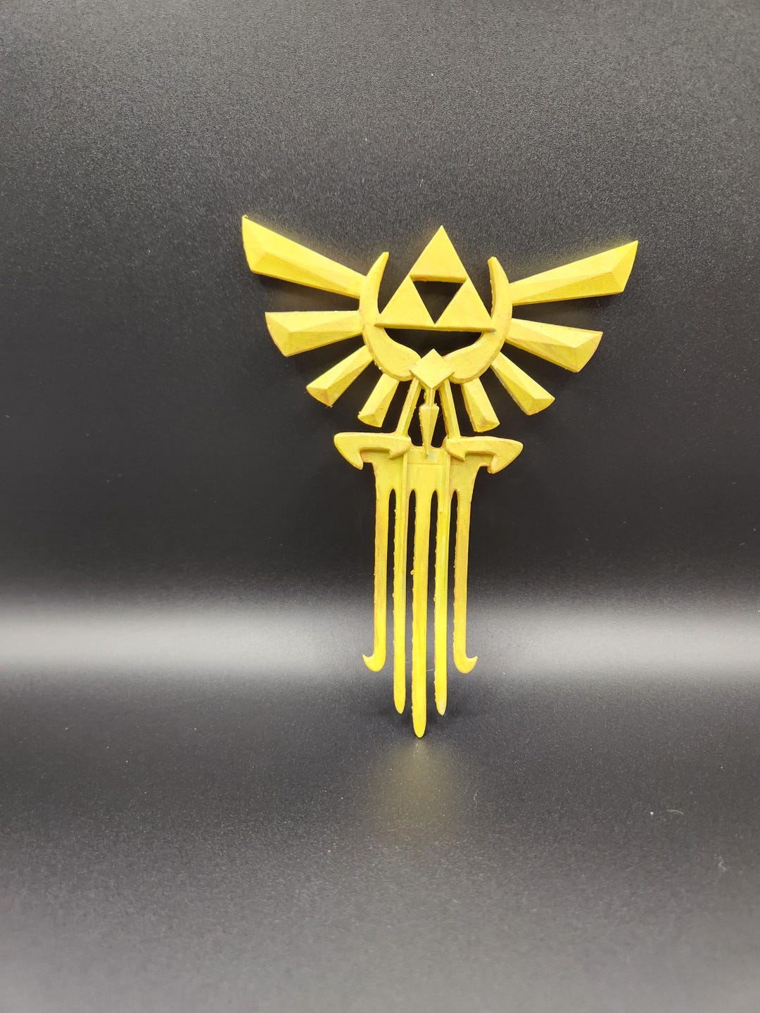 Hyrule Royal Crest Comb - Etsy