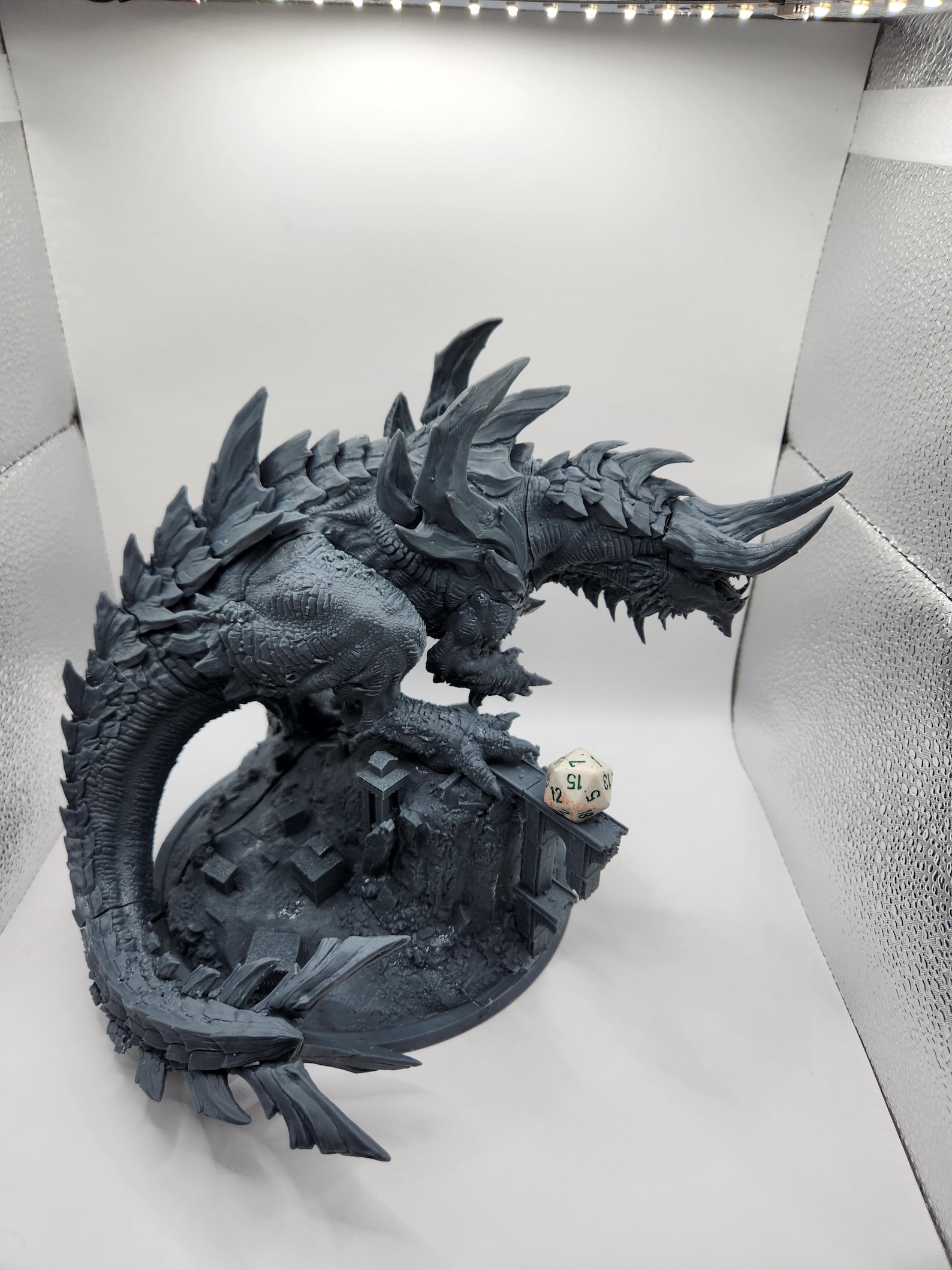 Tarrasque Miniature: Epic Resin Monster for Collectors & Painters - Etsy