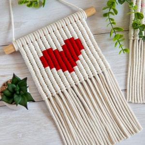Macrame Heart Wall Tapestry Pixel Art, Valentine's Day Gift, Macrame ...