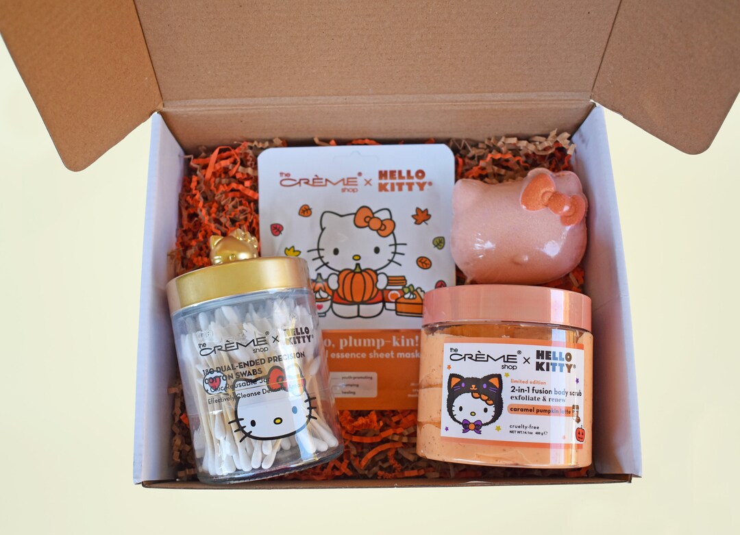 Hallow Kitty Halloween Theme Hello Kitty Gift Box With Bath Bomb, Sugar ...