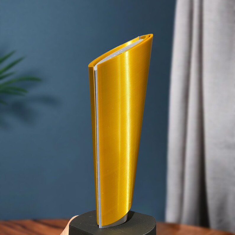 Exquisite 3d-printed Trophy Replicas to Celebrate College National ...