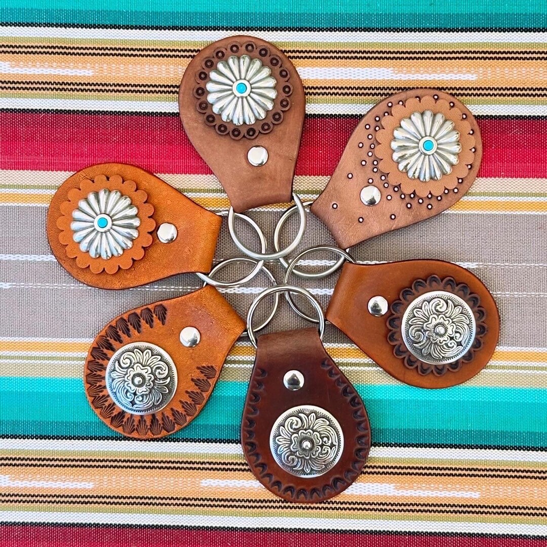 Flower Concho Keychain - Etsy