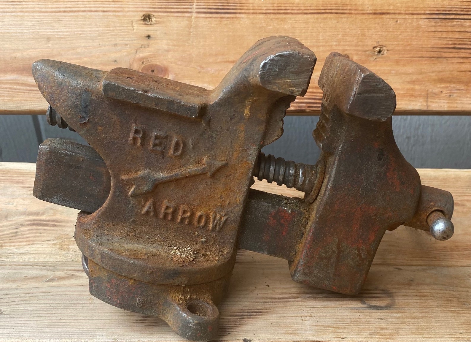 Vintage Columbian Red Arrow 63 1/2 Bench Vise - Etsy