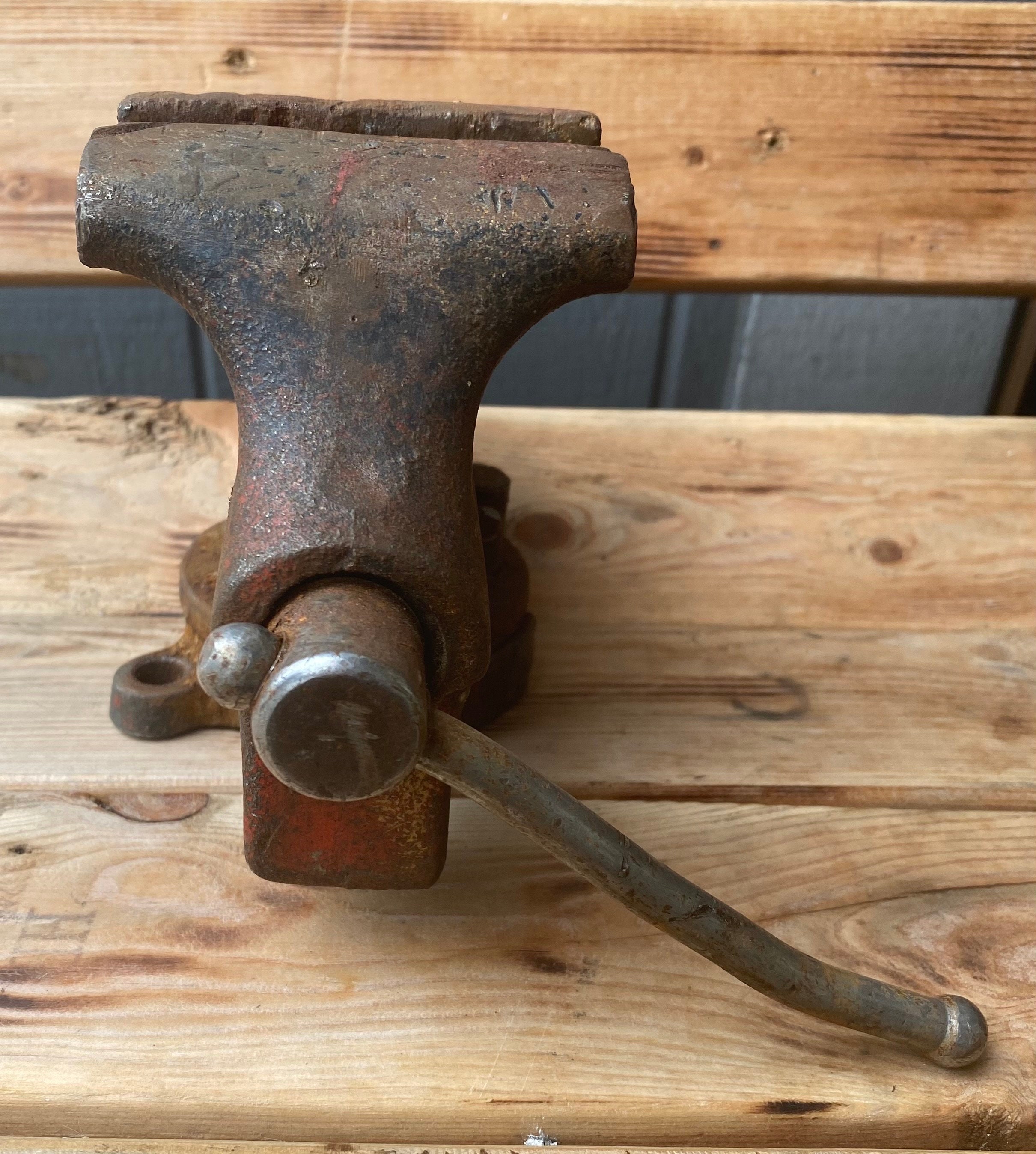 Vintage Columbian Red Arrow 63 1/2 Bench Vise - Etsy
