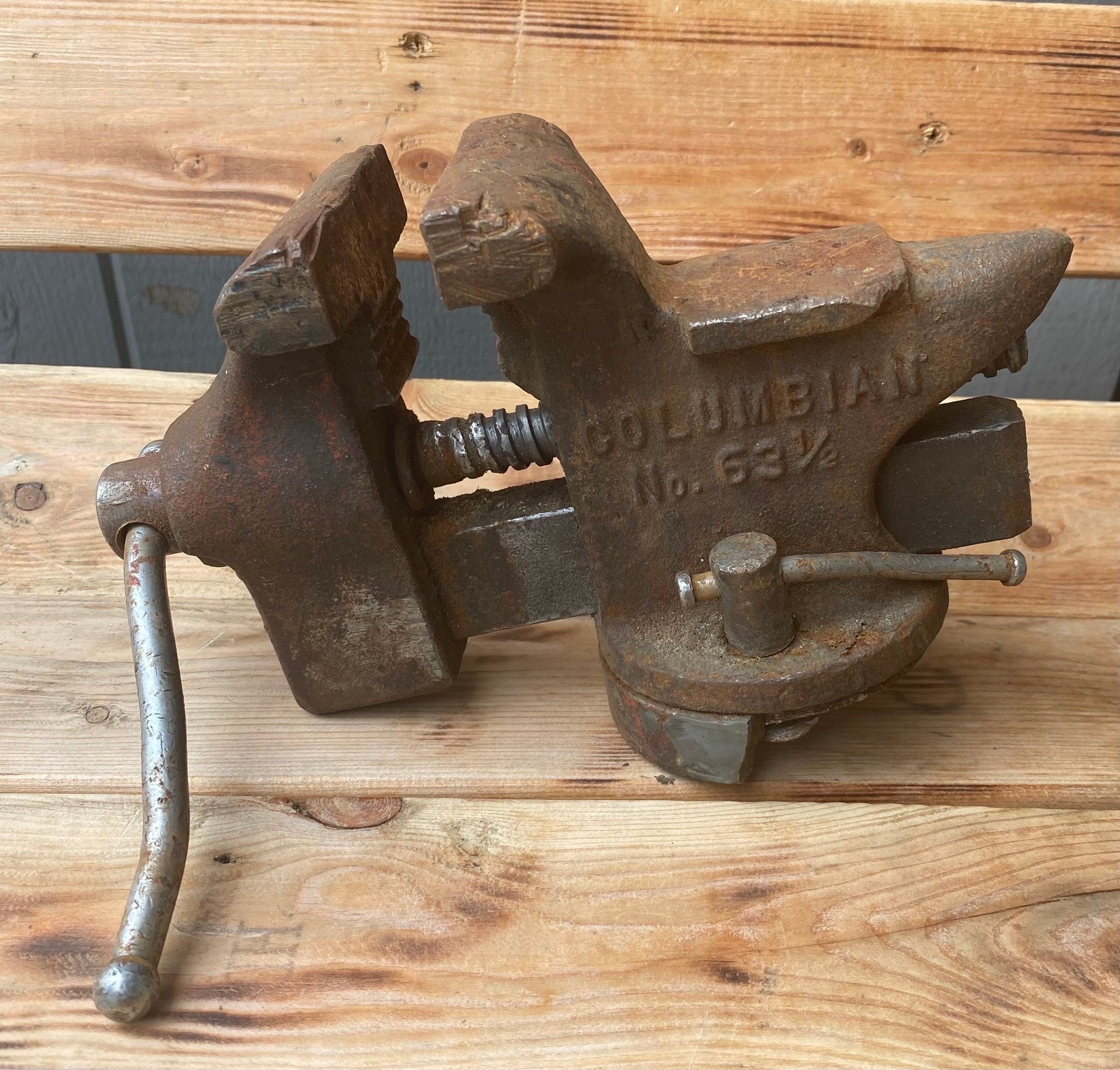 Vintage Columbian Red Arrow 63 1/2 Bench Vise - Etsy