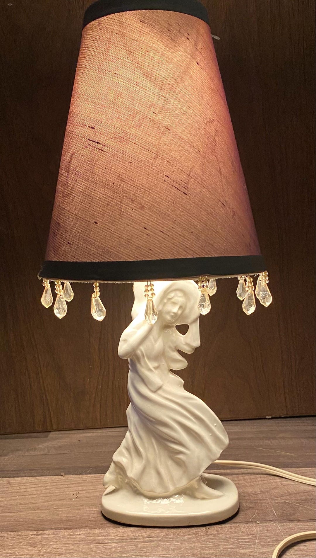 Vintage Woman With Bonnet Porcelain Lamp Art Deco Hat Lady Lamp - Etsy