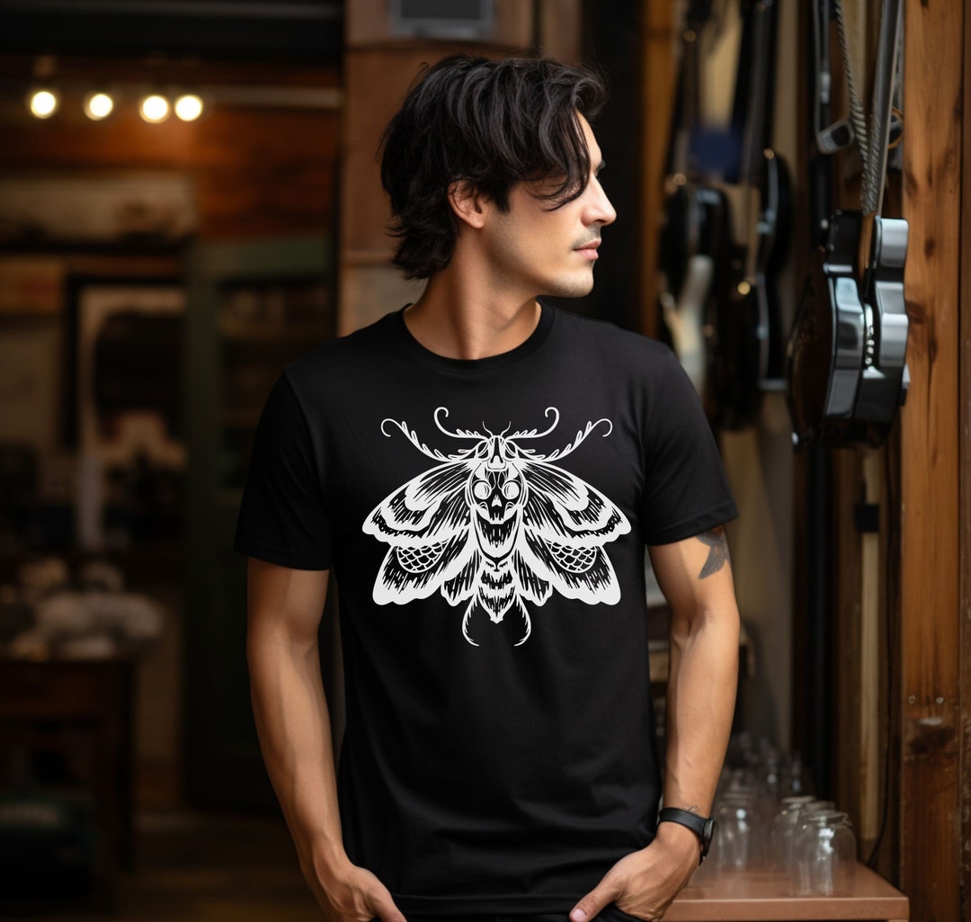 Unisex Death Head Moth T-shirt Moth Shirt Moth Lover Gift - Etsy