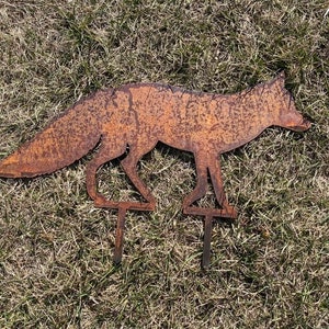 Charming Rustic Metal Fox Garden Sculpture: Weathered Fox Outdoor Decor ...