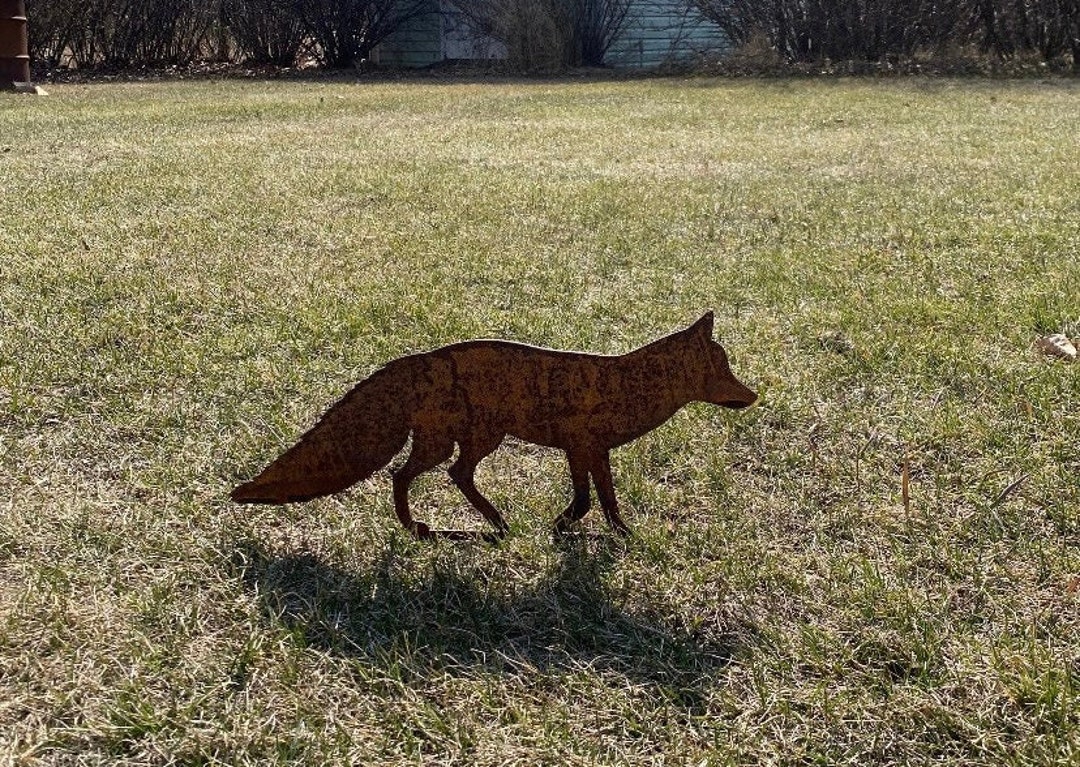 Charming Rustic Metal Fox Garden Sculpture: Weathered Fox Outdoor Decor ...