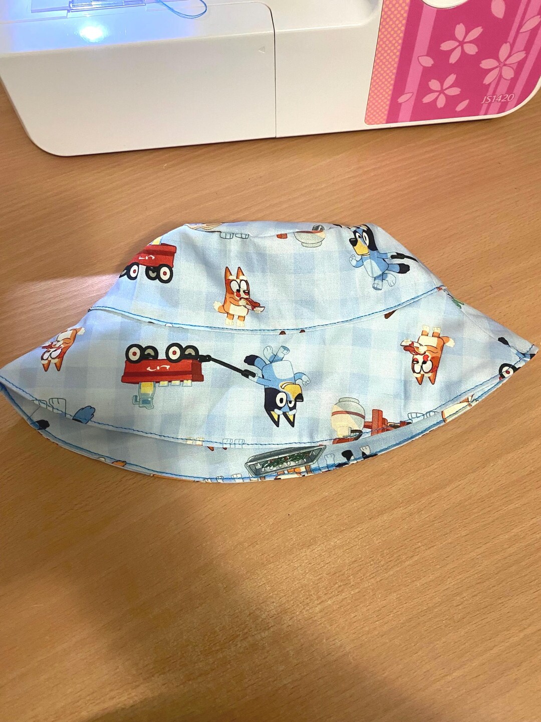 Bluey Family Bbq, Bucket Hat - Etsy